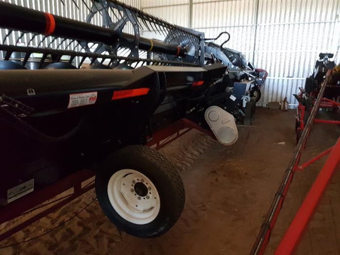 Case IH 7130 combine harvester, Harvesters Case IH SA | Power Farming