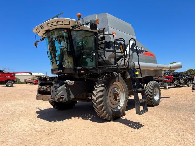 Gleaner R75 Header(Combine), Harvesters Gleaner SA, | Power Farming
