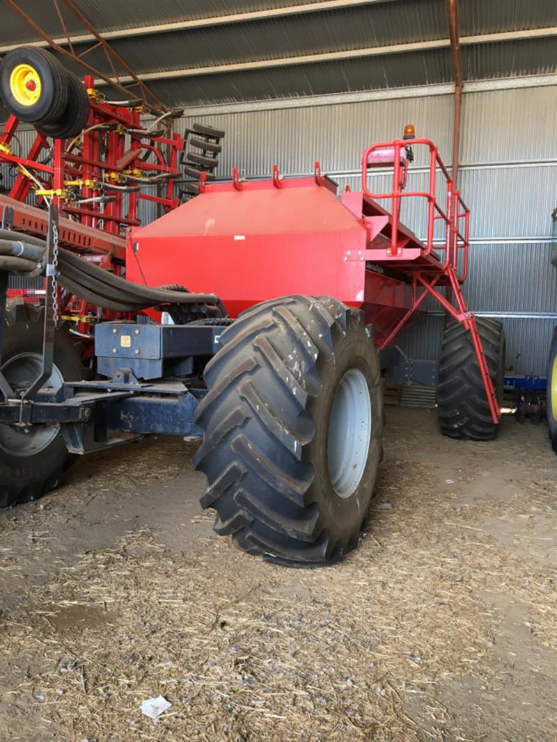 Horwood Bagshaw 14000 Air Seeder Cart, Seeding Tillage Horwood Bagshaw ...