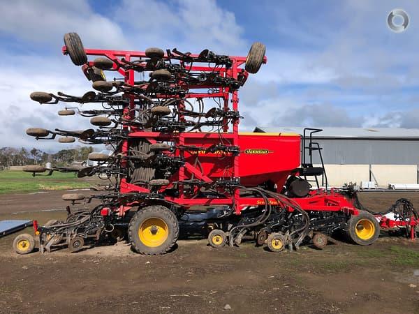 SEED HAWK SH8010-30 airseeder, Seeding Tillage Seed Hawk VIC | Power ...