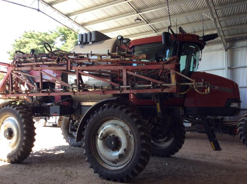 Case IH 4420 self propelled sprayer, Sprayers & Equipment Case IH VIC ...
