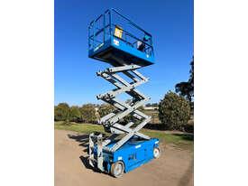 Genie GS2646 Scissor Lift Access, Telehandlers Fork Lifts Genie NSW ...