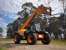 Tele Handlers | Power Farming