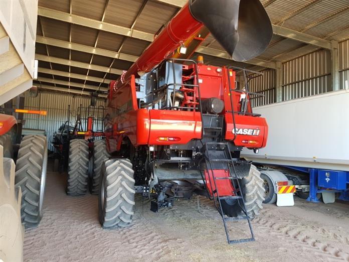 Case IH 7130 combine harvester, Harvesters Case IH SA | Power Farming