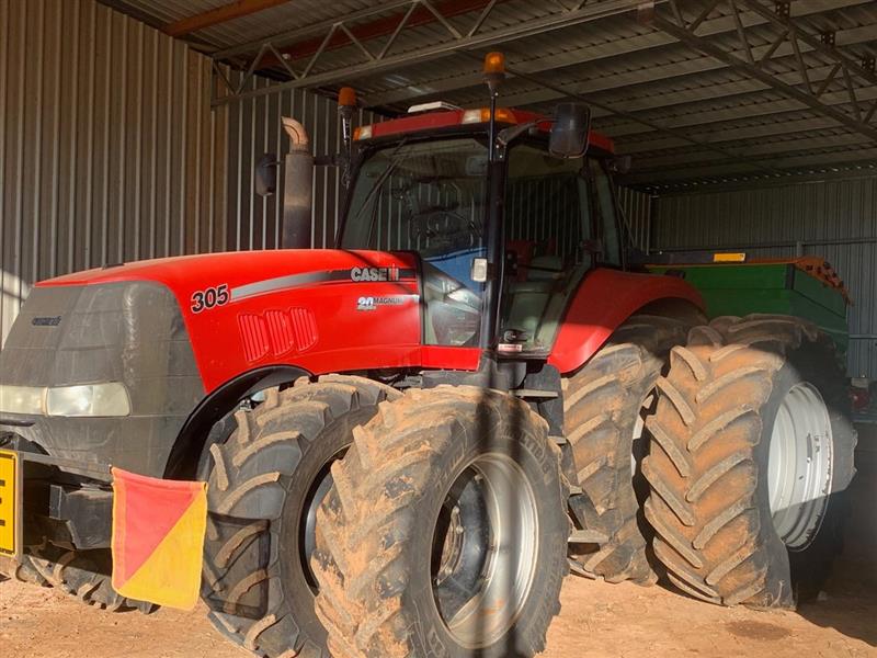 Case IH Magnum 305 tractor, Tractors Case IH NSW | Power Farming