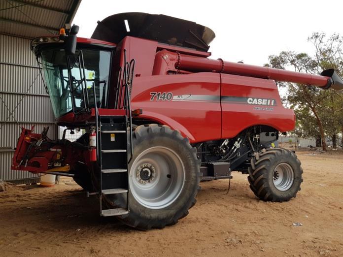 Case IH 7140 combine harvester, Harvesters Case IH SA | Power Farming