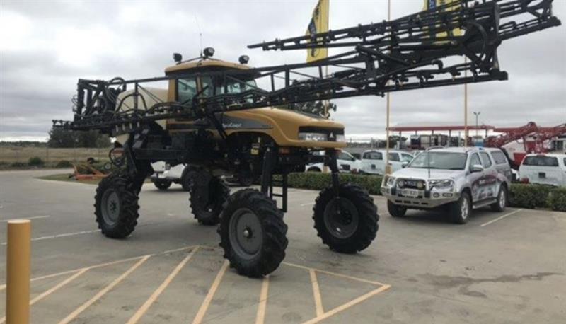 Spra-coupe 4660 self propelled sprayer, Sprayers & Equipment SpraCoupe ...