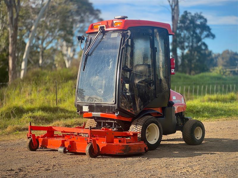 Kubota F3690 Enclosed AC Cabin 72 inch diesel out front deck ride on ...