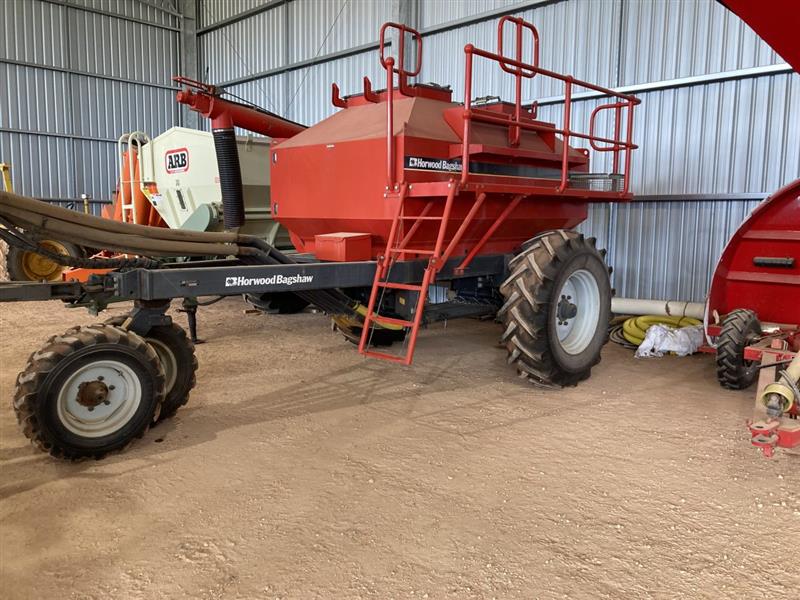 Horwood Bagshaw 6000 airseeder, Seeding Tillage Horwood Bagshaw VIC ...