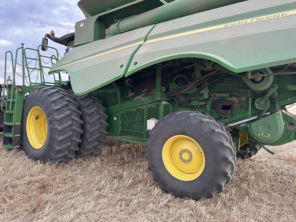 John Deere S670 combine harvester, Harvesters John Deere WA | Power Farming