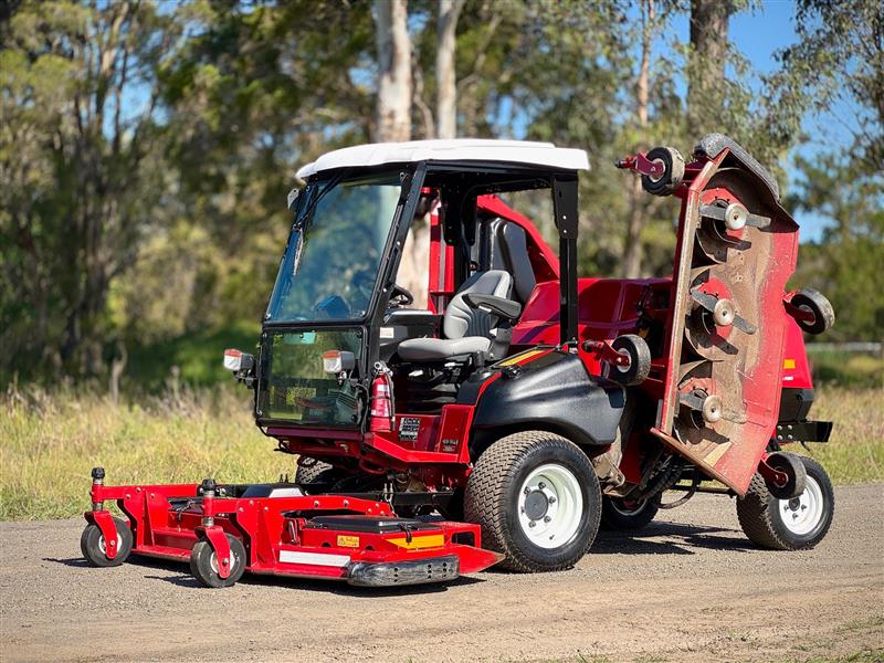Toro Groundsmaster 5900 wide area ride on diesel commercial lawn mower ...
