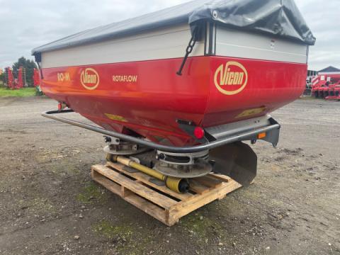 Vicon ROM 1100 spreader, Pasture Care Vicon VIC | Power Farming