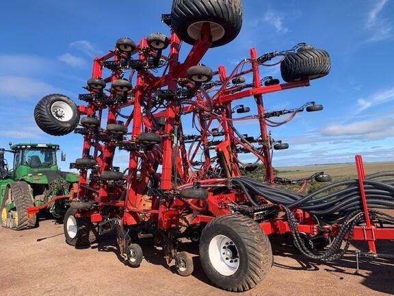 Morris Quantum airseeder, Seeding Tillage Morris WA | Power Farming
