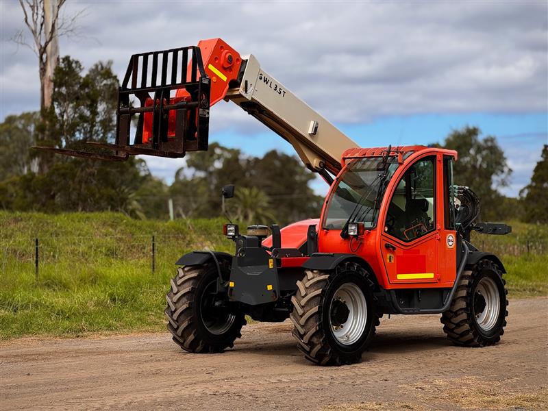Tele Handlers | Power Farming