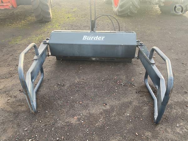 Burder 3PL Grab, Loaders Excavators Burder VIC | Power Farming