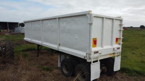 Trailers | Power Farming