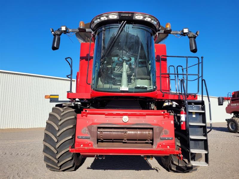 Case IH 6140 Axial Flow combine harvester, Harvesters Case IH WA ...