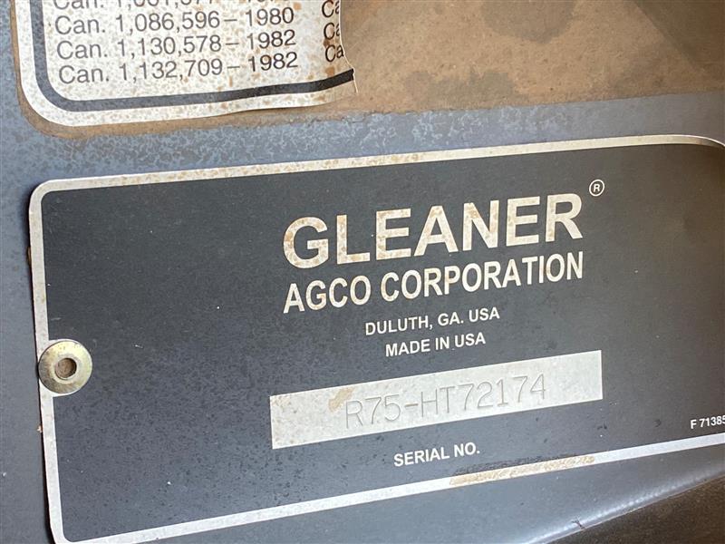 Gleaner R75 combine harvester, Harvesters Gleaner SA | Power Farming