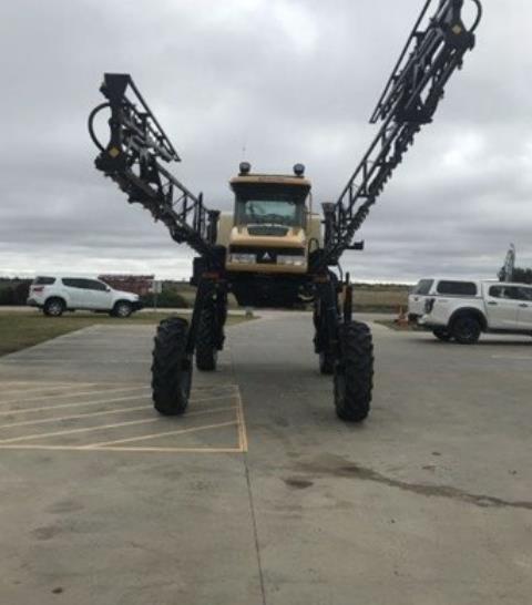 Spra-coupe 4660 self propelled sprayer, Sprayers & Equipment SpraCoupe ...