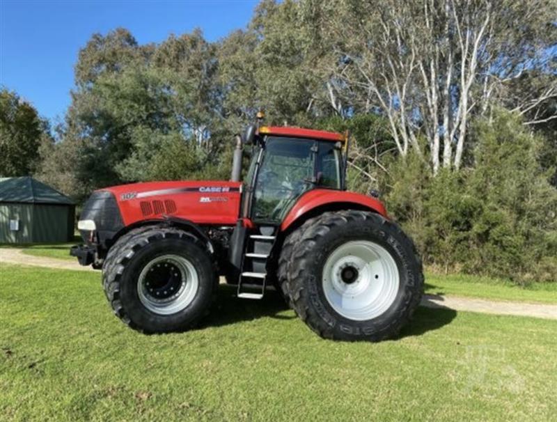 Case IH Magnum 305 tractor, Tractors Case IH VIC | Power Farming