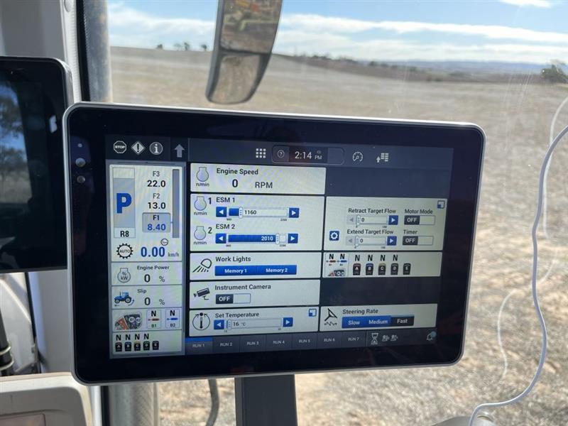 New Holland T8.410 SmartTrax Tracked, Tractors New Holland SA | Power ...