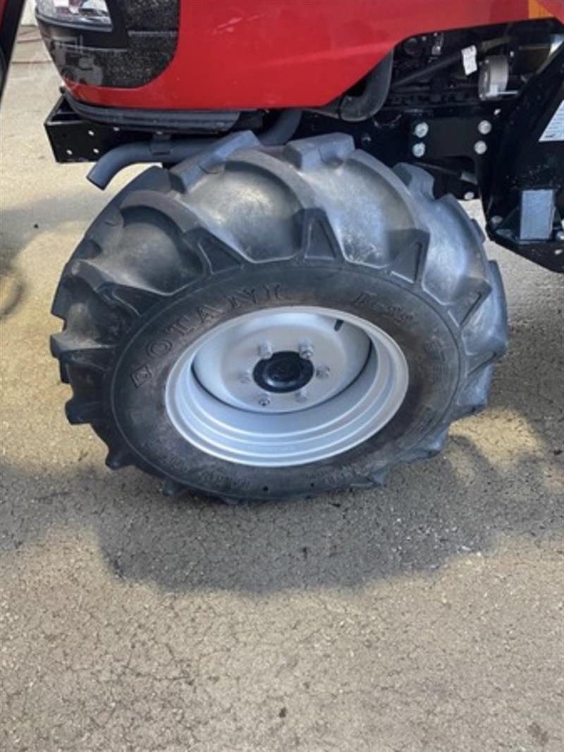 Case IH Farmall 50B tractor, Tractors Case IH VIC | Power Farming