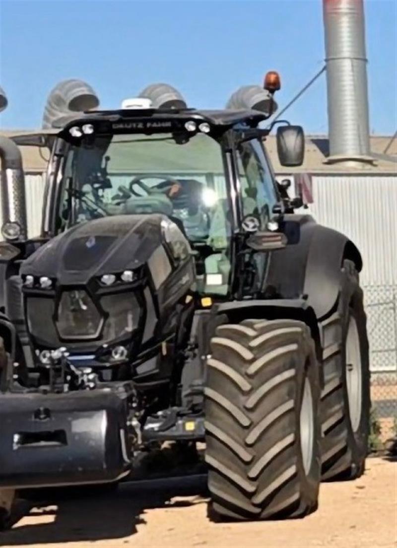 Deutz-Fahr Agrotron TTV 8280 Warrior Tractor FWA/4WD, Tractors Deutz ...