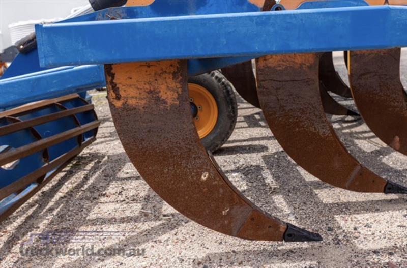 Grizzly Engineering RT015 Tillage - Rippers, Seeding Tillage Grizzly Ag ...