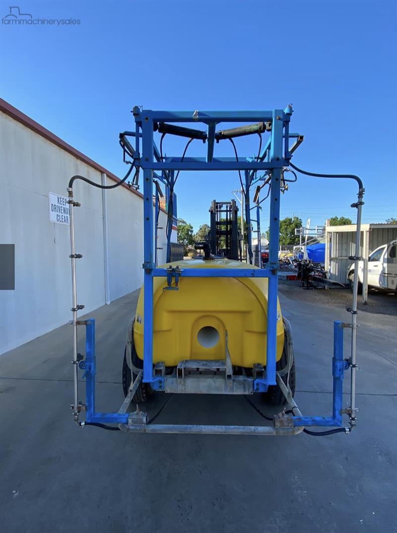 Tornado Atom 2000 boom sprayer, Sprayers & Equipment Tornado NSW ...