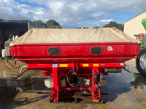 Lely SX3000 Fertilizer/Manure Spreader, Pasture Care Lely VIC, | Power ...