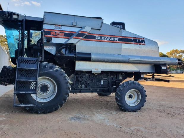 Gleaner R62 Header(Combine), Harvesters Gleaner SA, | Power Farming