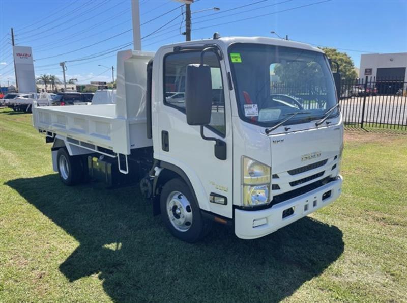 Isuzu NPR75-190 truck, Trucks, Trailers Utes Isuzu QLD | Power Farming