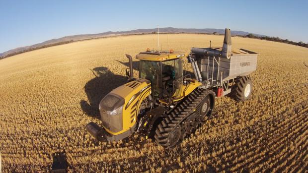 Challenger MT775E Tracked, Tractors Challenger SA, | Power Farming