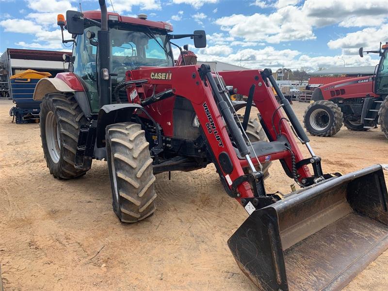 Case IH Puma 155 with Vision Lift 50 Loader tractor, Tractors Case IH ...