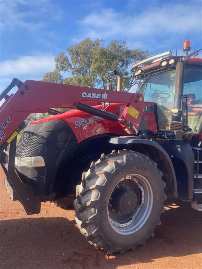 Case IH Magnum 250 tractor, Tractors Case IH NSW | Power Farming