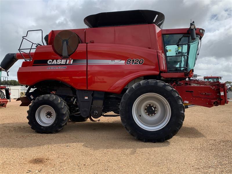 Case IH 8120 Axial Flow Combine, Harvesters Case IH SA | Power Farming