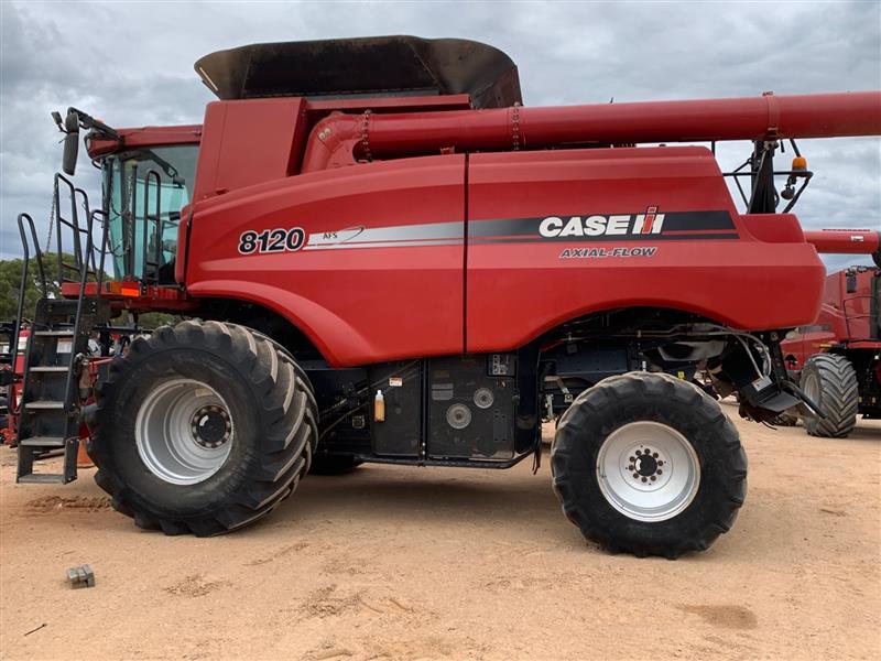 Case IH 8120 Header & 2152 40ft Draper Front, Harvesters Case IH SA ...
