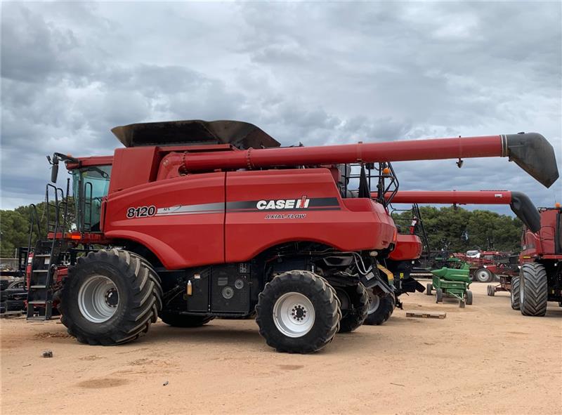 Case IH 8120 Header & 2152 40ft Draper Front, Harvesters Case IH SA ...