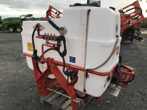 Kuhn Optis 1000 linkage sprayer, Sprayers & Equipment Kuhn VIC | Power Farming