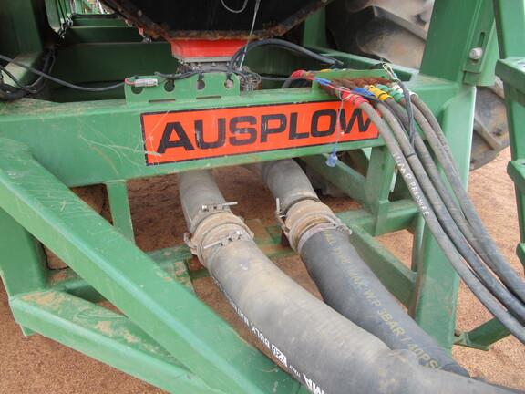 Ausplow D300-61 airseeder, Seeding Tillage Ausplow WA | Power Farming