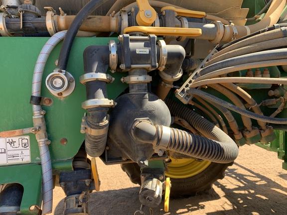 John Deere R4060 self propelled sprayer, Sprayers & Equipment John ...