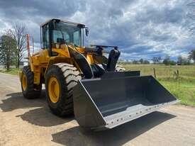 Volvo L105 Loader/Tool Carrier Loader, Loaders Excavators Volvo NSW ...