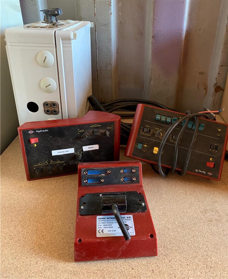Hardi HC5500 Spray Controller, Sprayers & Equipment Hardi SA | Power ...