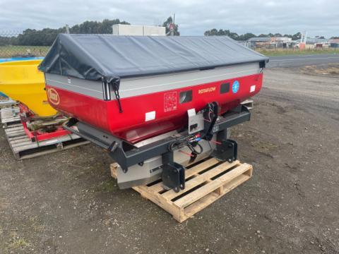Vicon ROM 1100 spreader, Pasture Care Vicon VIC | Power Farming