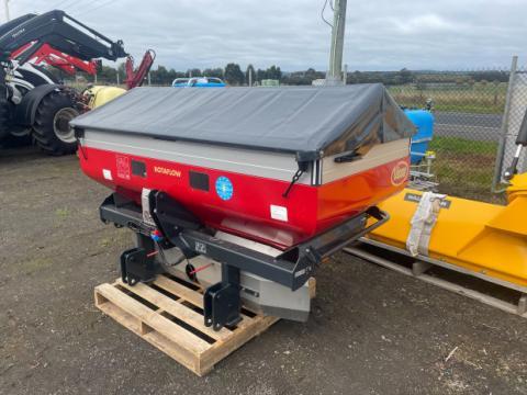 Vicon ROM 1100 spreader, Pasture Care Vicon VIC | Power Farming