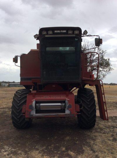 Case IH 1644 & 1010 combine harvester, Harvesters Case IH VIC | Power ...