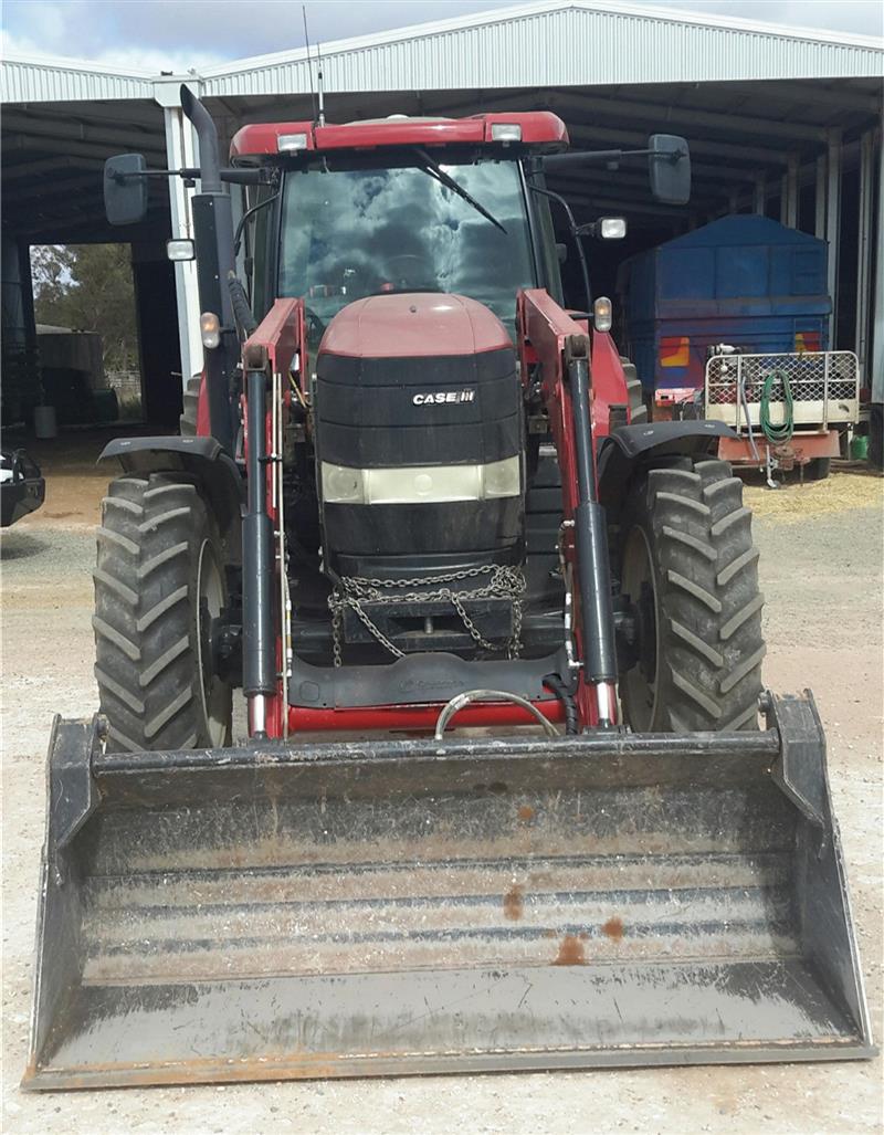 Case IH Puma 165 Tractor & Vision Lift 65, Tractors Case IH SA | Power ...